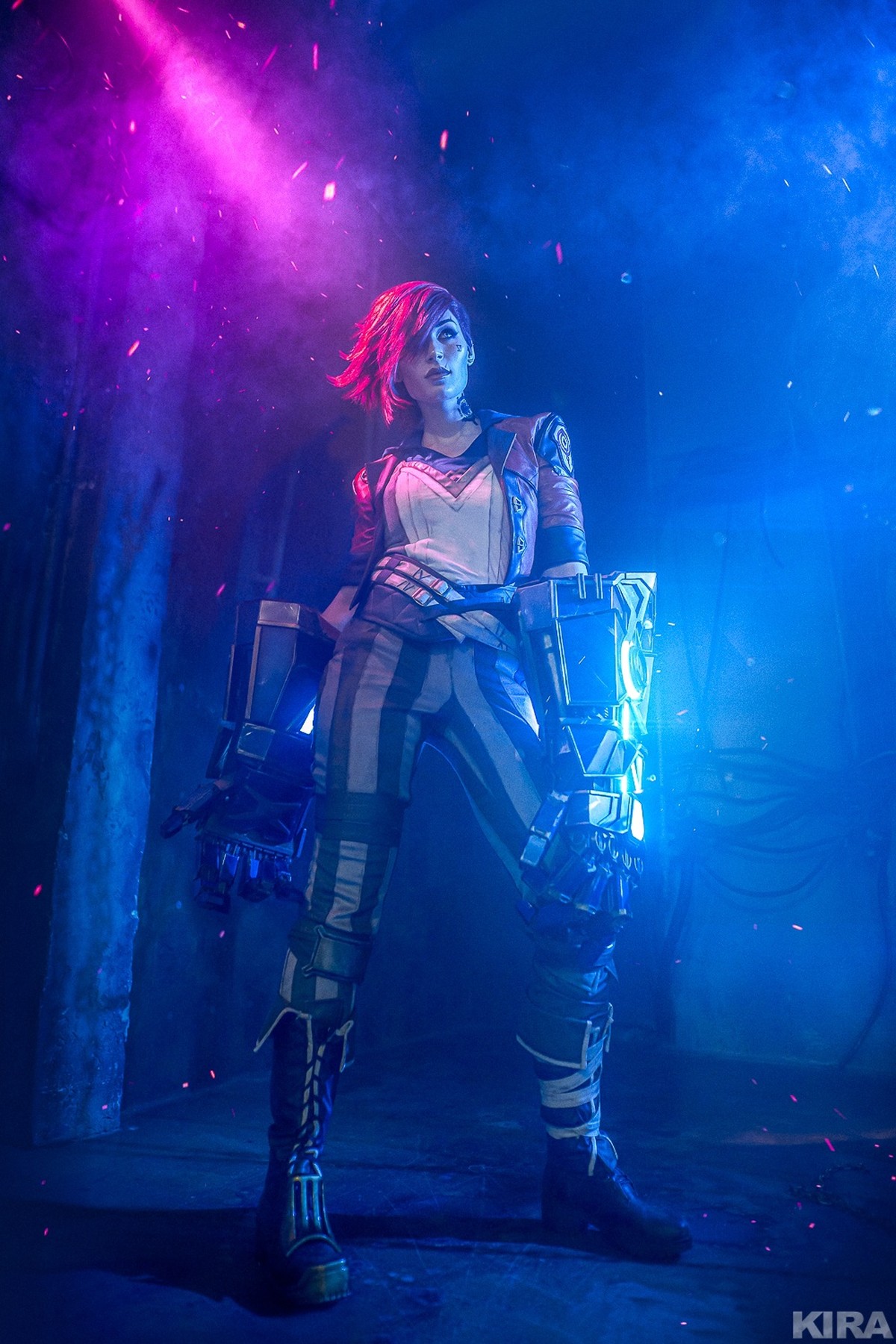 Пятничный косплей: Вай из "Аркейн", Лиза из Genshin Impact и Тае Такеми ...