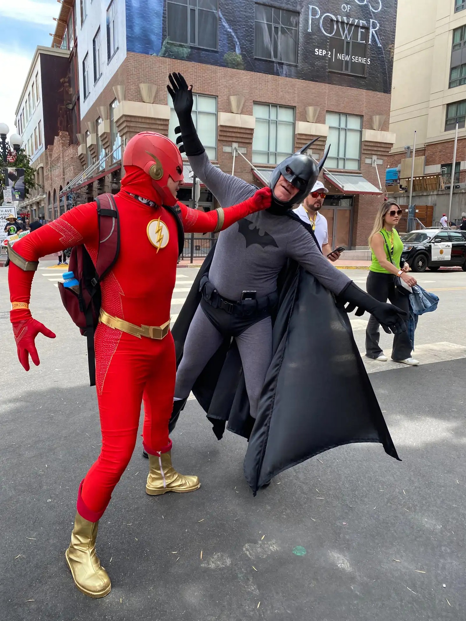 Лучший косплей с Comic-Con: KFC, розовые штурмовики, Destiny и многое другое - Shazoo